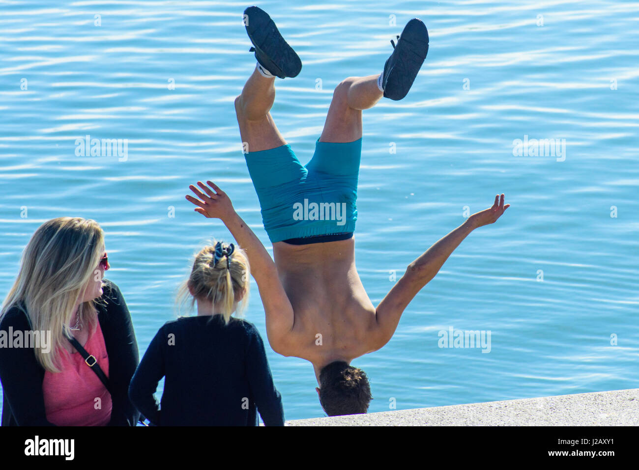 Harbour wall jump hi-res stock photography and images - Alamy