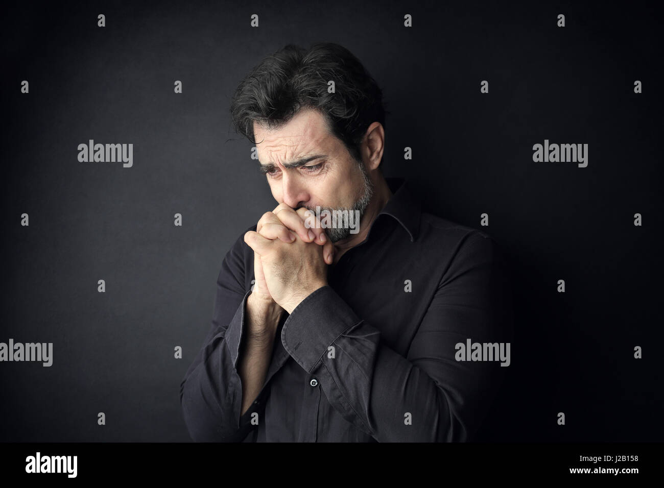 Sad man hi-res stock photography and images - Alamy