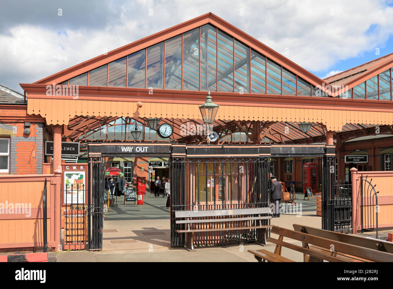 Kidderminster Railway Station from the platforms, Kidderminster ...