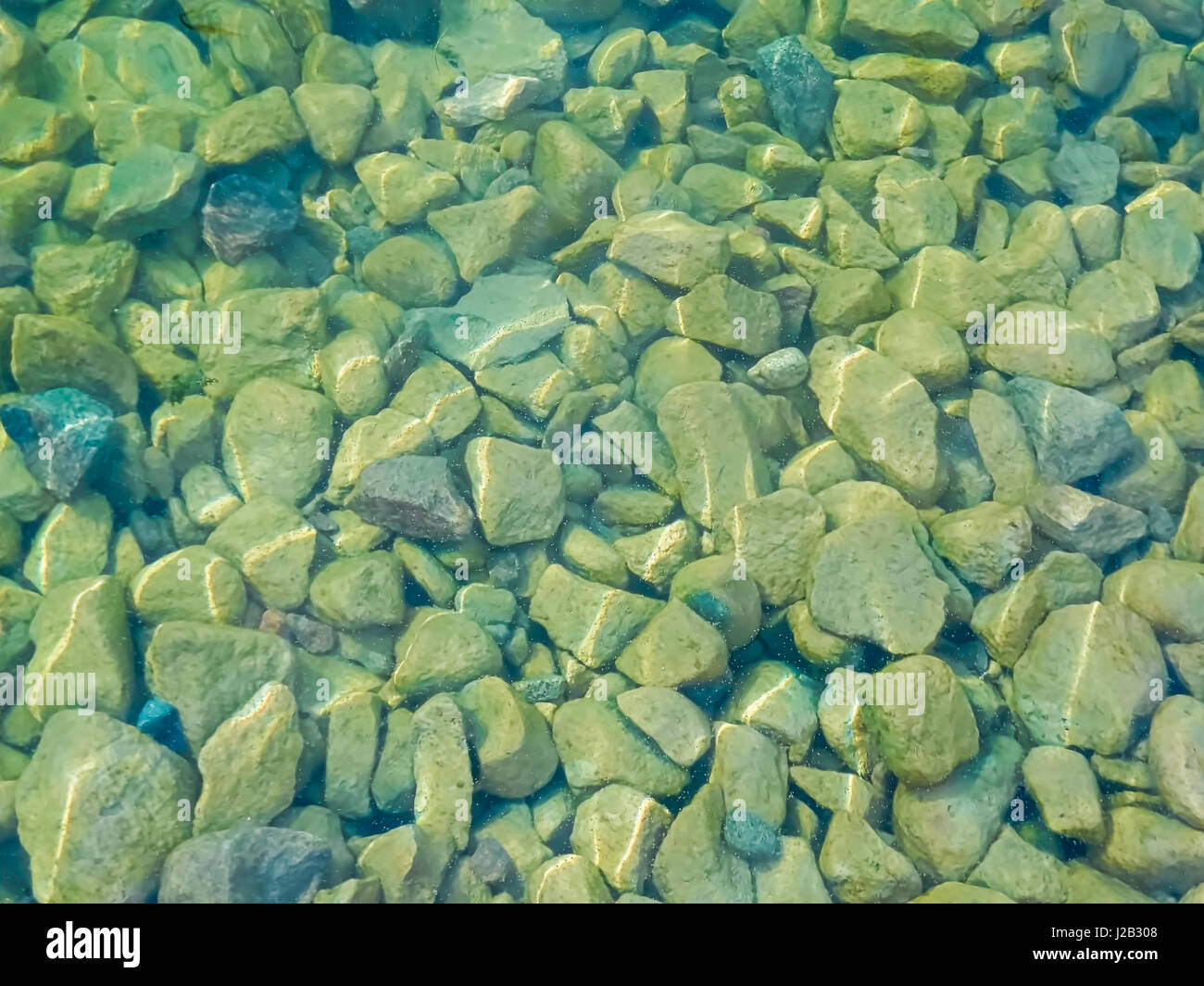 Shallow pond pebbles hi-res stock photography and images - Alamy