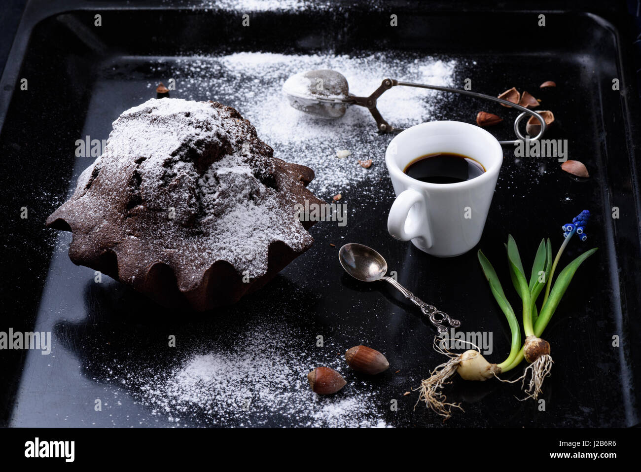 Tray of mud hi-res stock photography and images - Alamy