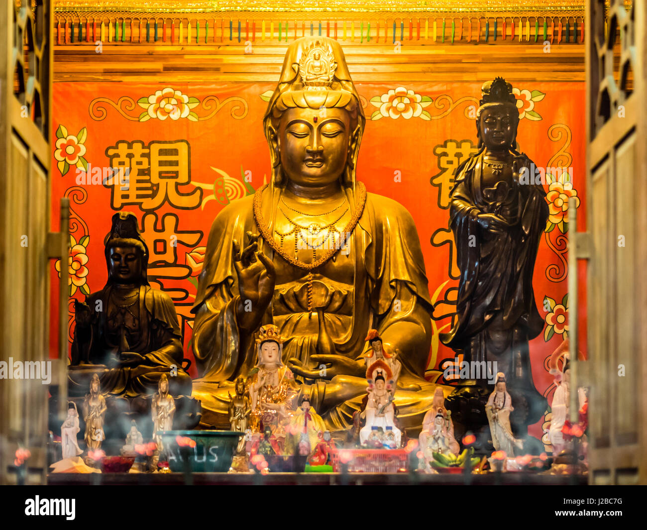 Guan Yin Goddess Golden Statue Stock Photo - Alamy