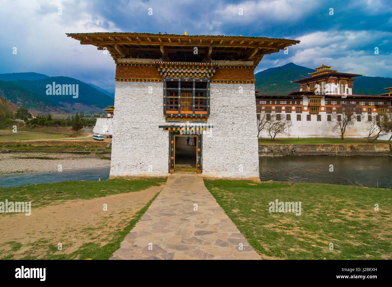 The dzong or castle of Punakha, Bhutan, Asia Stock Photo - Alamy