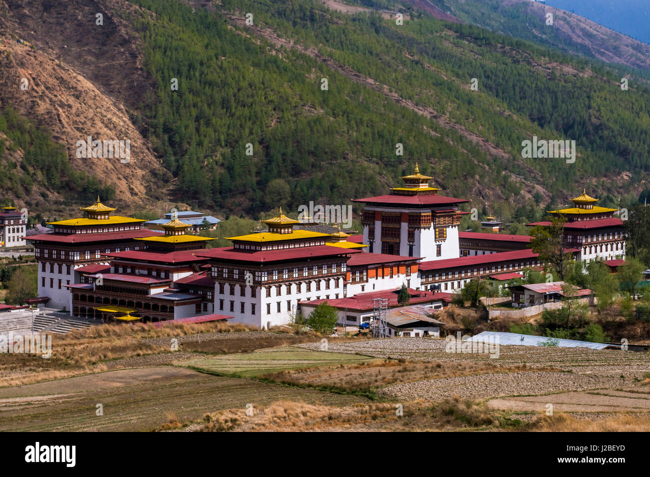 Bhutan royal palace hi-res stock photography and images - Alamy