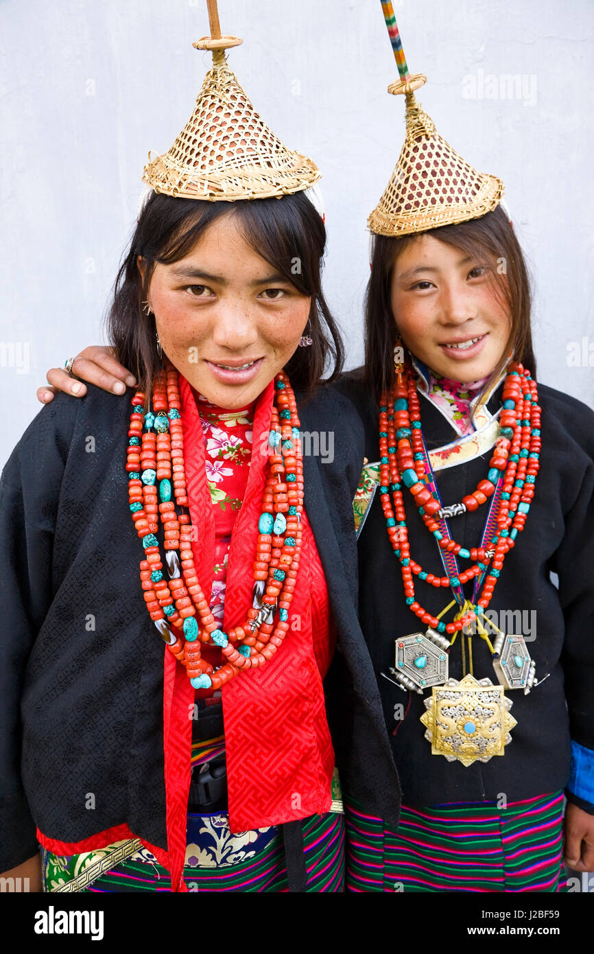 Layaps, young women from Laya village, Bhutan Stock Photo - Alamy