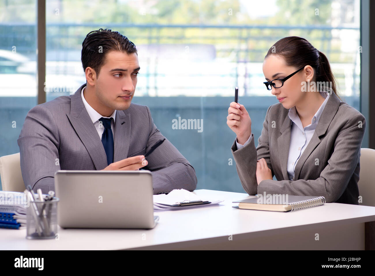 Businesspeople having discussion in the office Stock Photo - Alamy Businesspeople having discussion in the office Stock Photo - Alamy