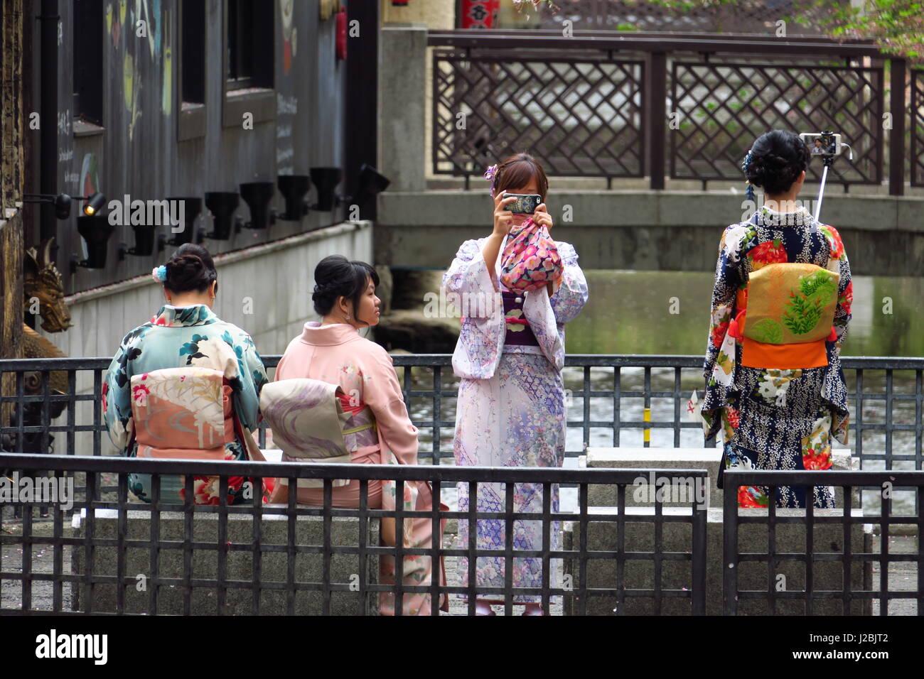 Geishas in kyoto hi-res stock photography and images - Alamy