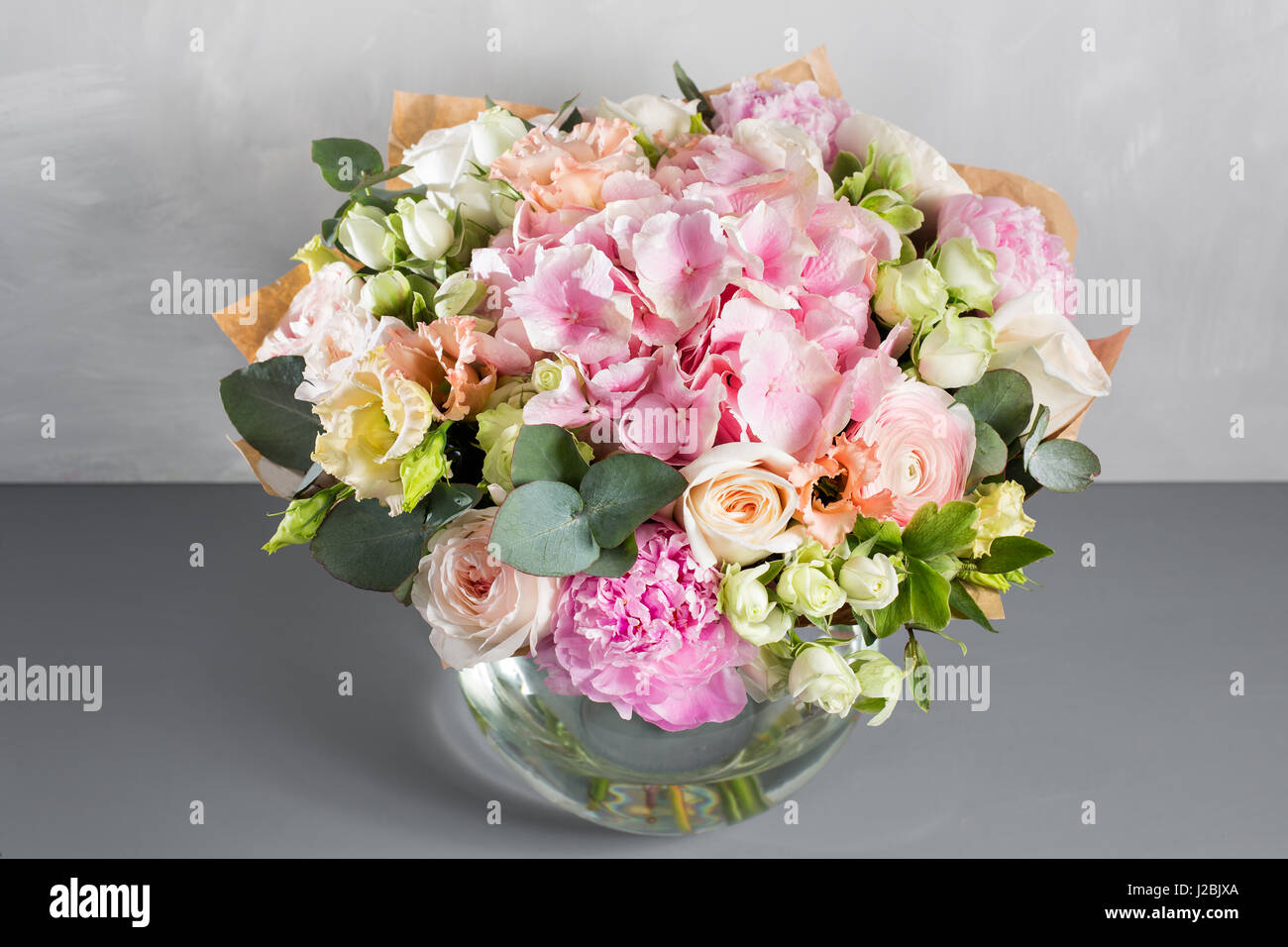 Still life with a bouquet of flowers. the florist put together a ...