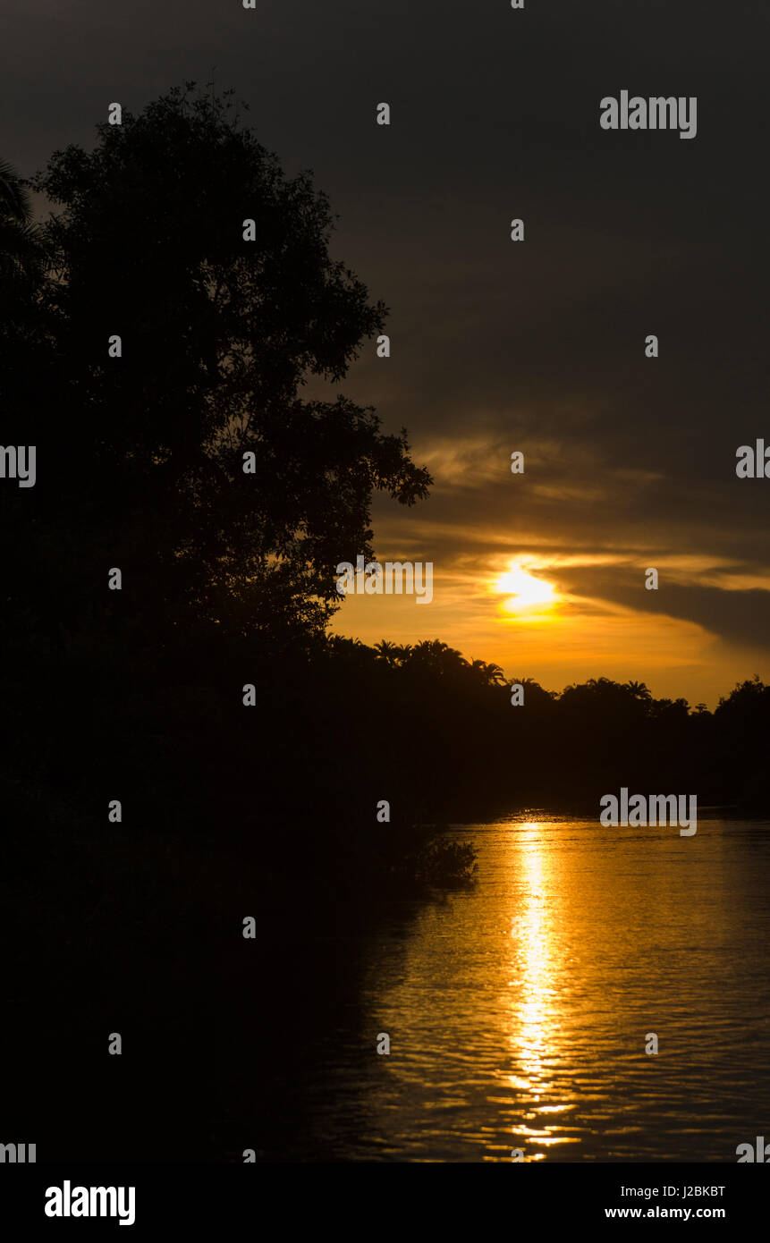 Scenic Lekoli River, Congo Stock Photo - Alamy