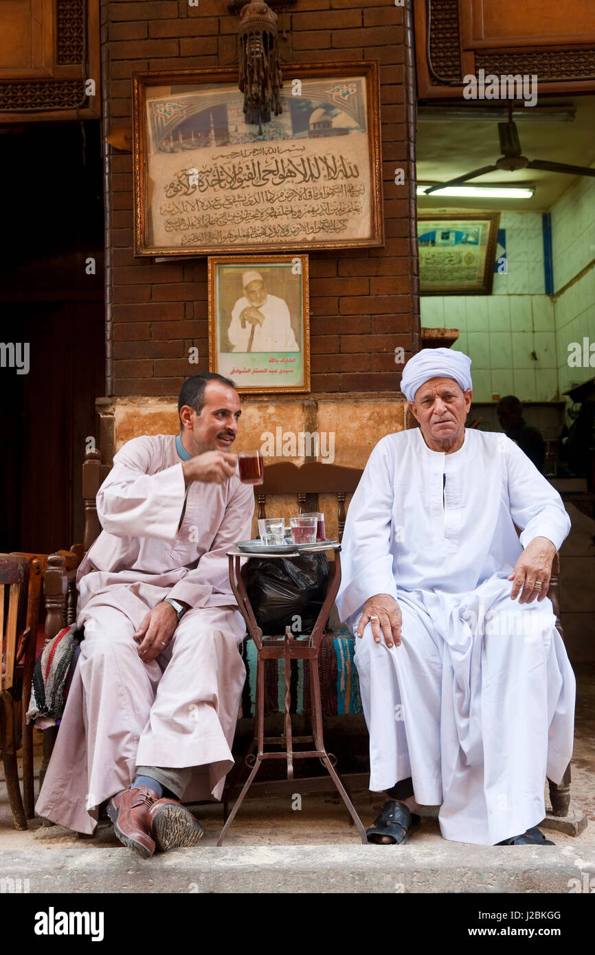 Egyptian men drinking tea, Khan Al-Khalili, Islamic Cairo, Cairo, Egypt ...