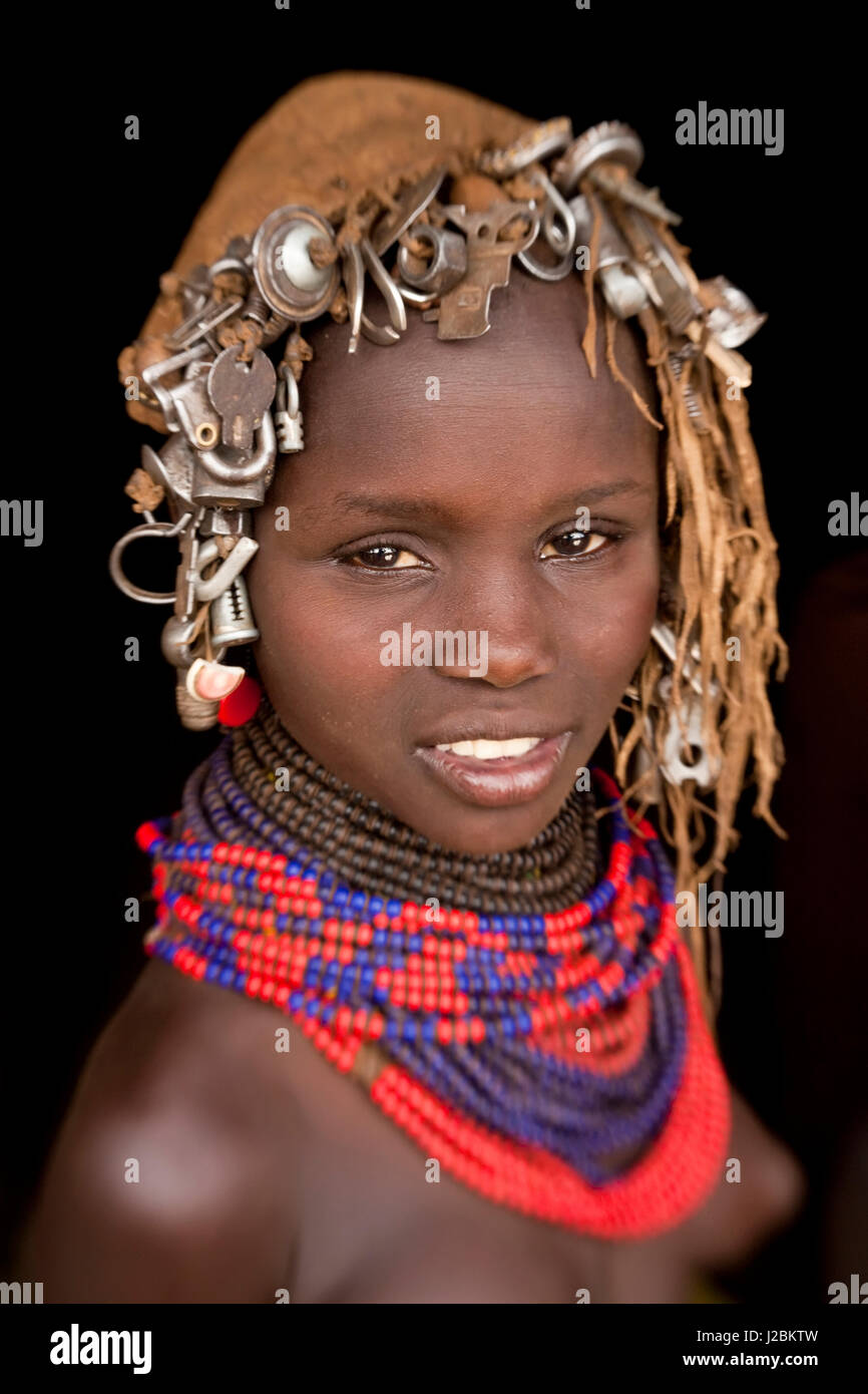 Africa ethiopia omo valley daasanach hi-res stock photography and ...