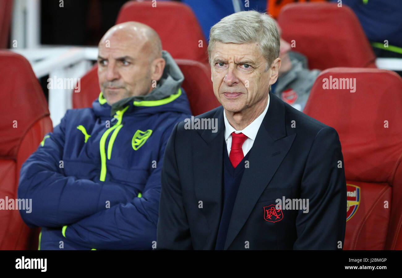 Paris saint germain manager hi-res stock photography and images - Alamy