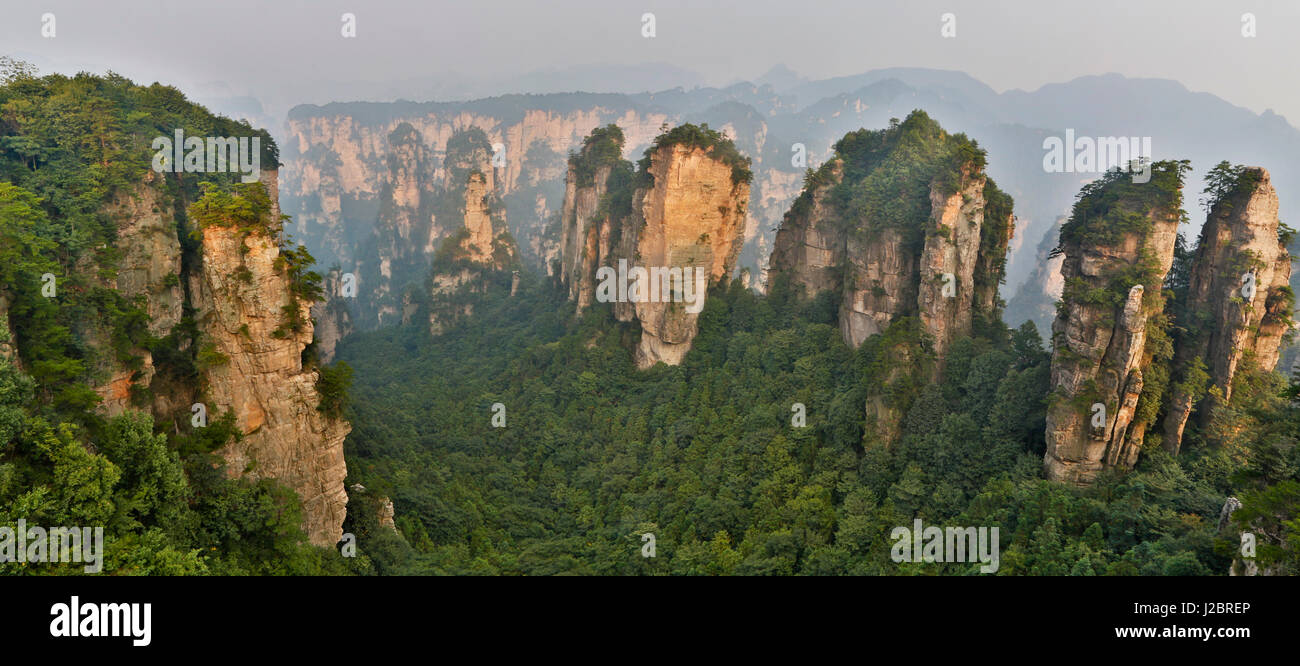Hallelujah Mountains China, Wulingyuan District, Landscape and many ...