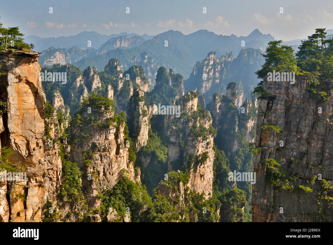Hallelujah Mountains China, Wulingyuan District, Landscape and many ...