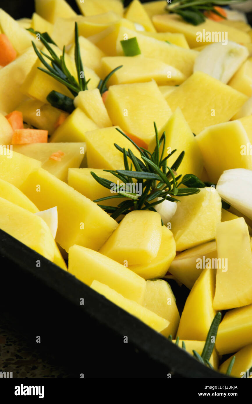 Chopped potatoes ready for cooking Stock Photo - Alamy
