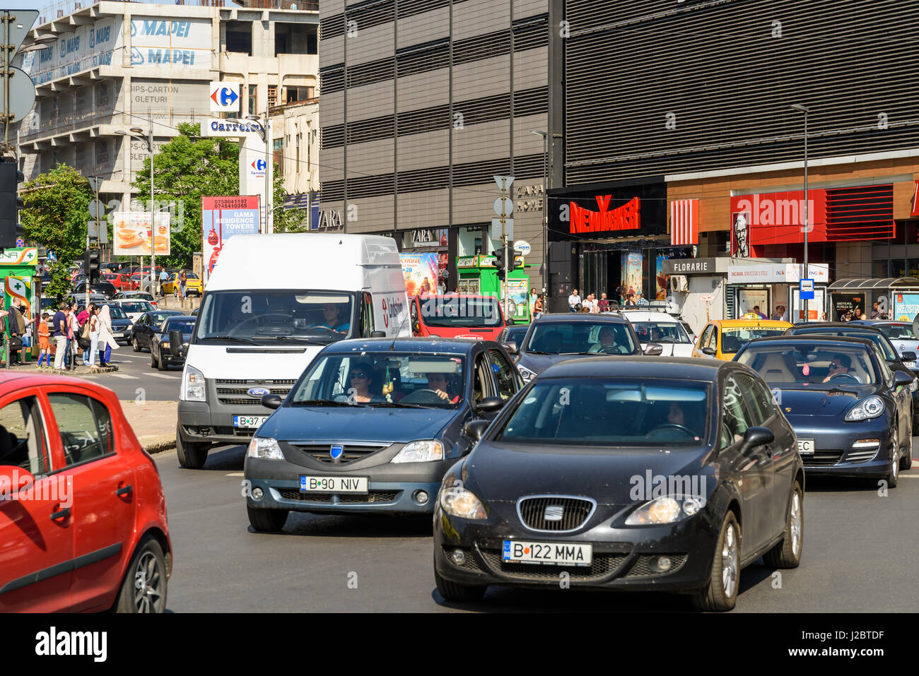 BUCHAREST, ROMANIA - MAY 19, 2015: Rush Hour Traffic In Union Square ...