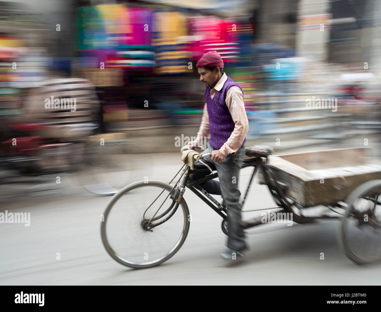 Men riding in rickshaw, Amritsar, Punjab, India Stock Photo - Alamy