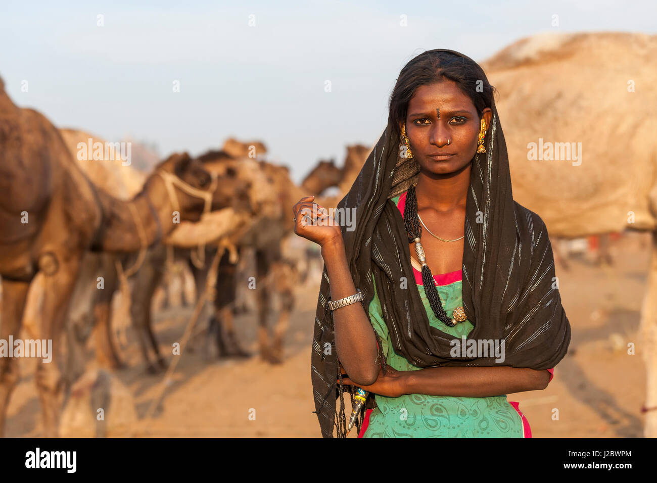 Indian woman, Pushkar camel fair, Pushkar, Rajasthan State, India (MR ...