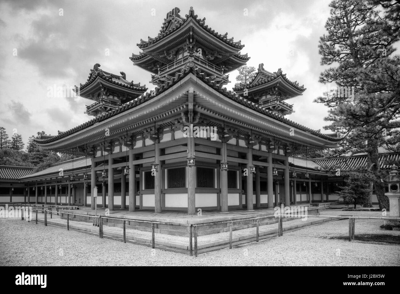 Heian shrine black white architecture hi-res stock photography and ...