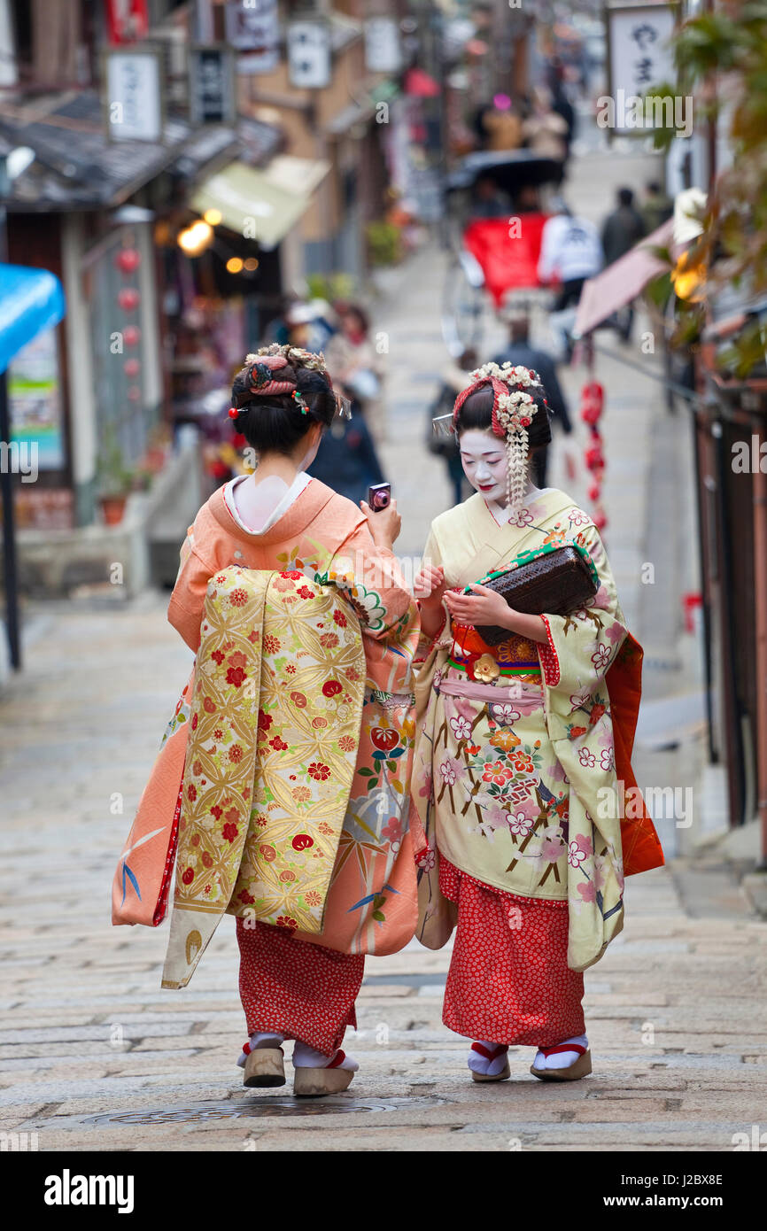 Geisha, Kyoto, Japan Stock Photo - Alamy