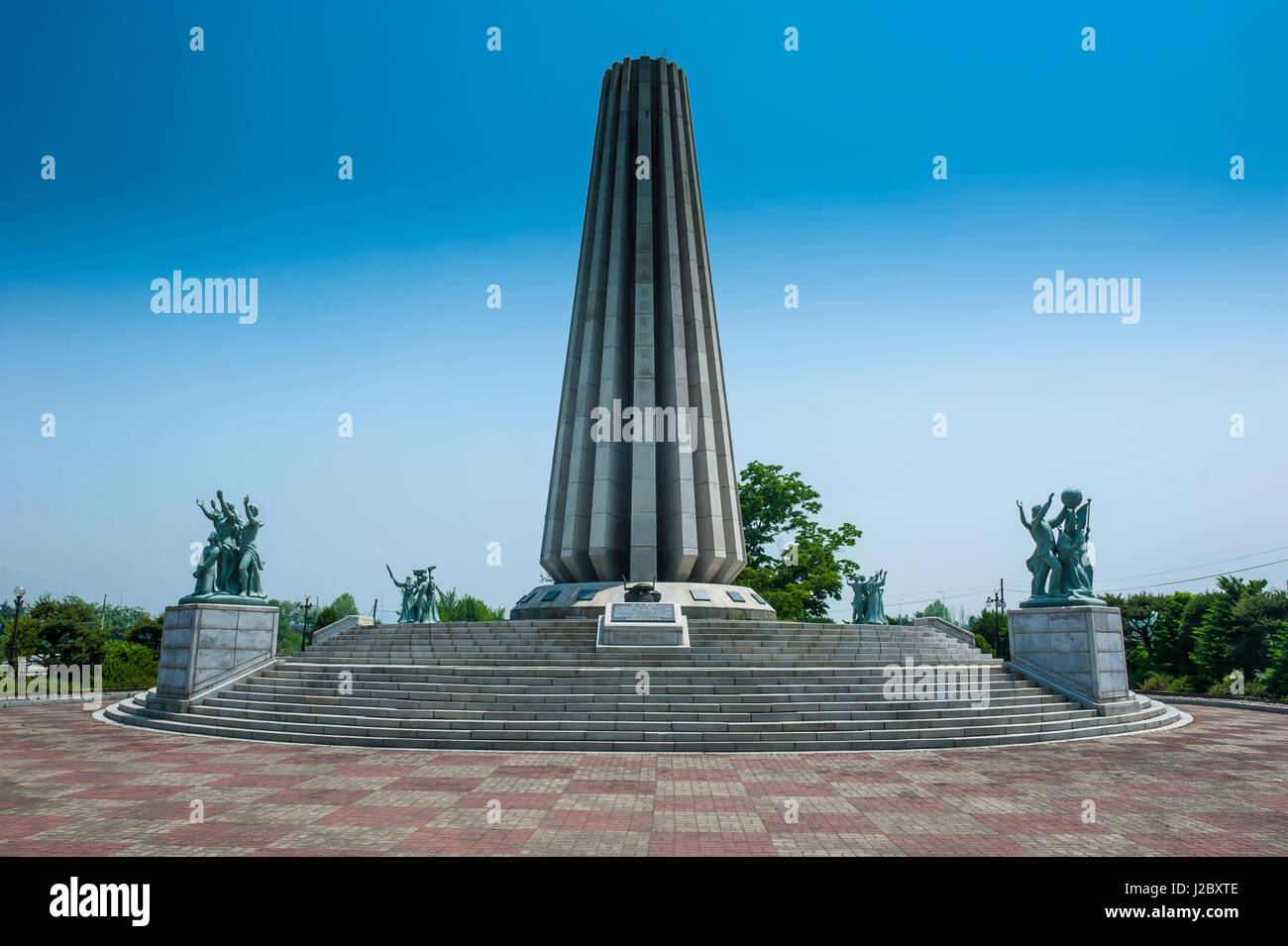 Border border monument hi-res stock photography and images - Alamy