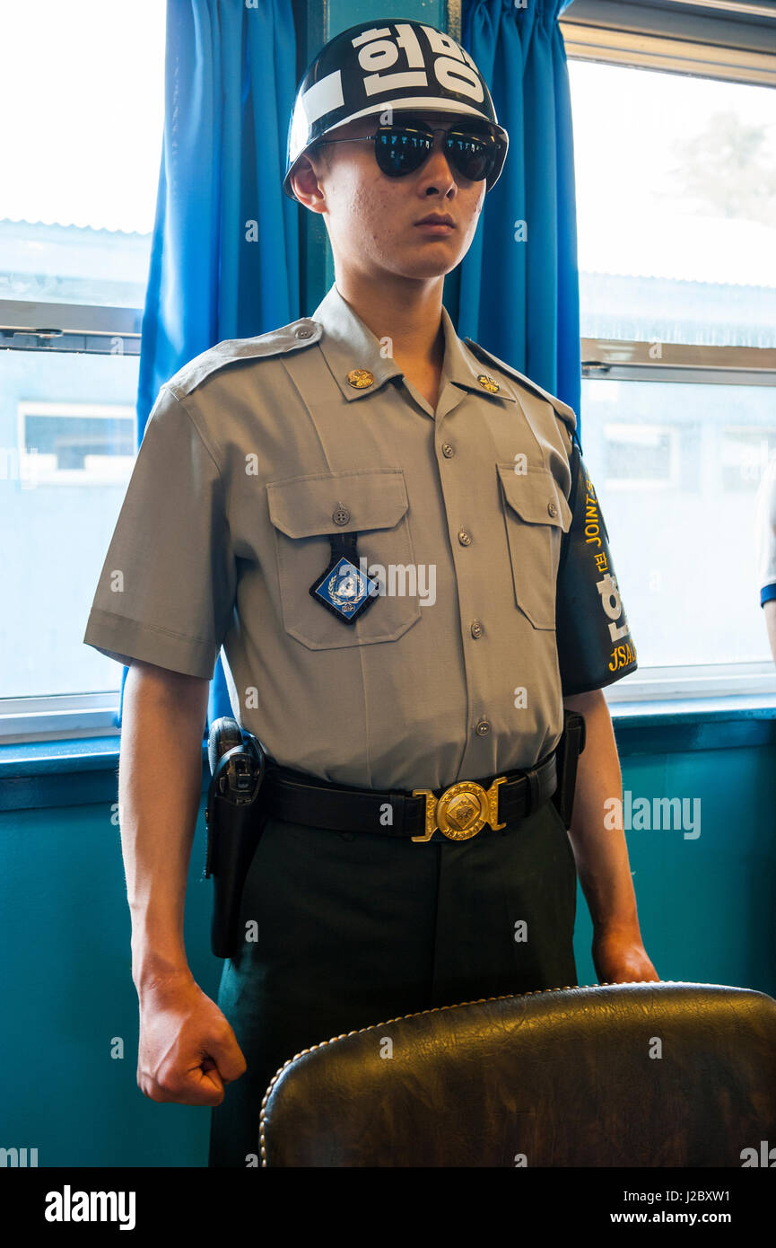 South Korean soldier in the barracks in the high security border ...