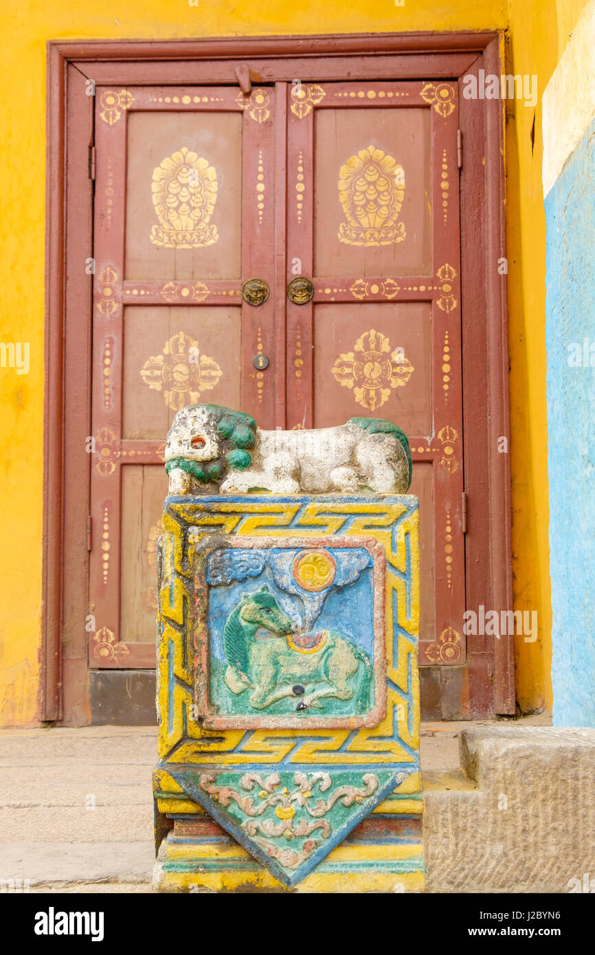 Mongolia, Ulaanbaatar, Gandantegchinlen (Gandan) Monastery Stock Photo ...