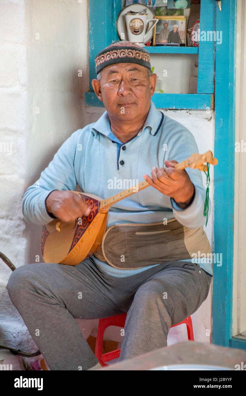 Asia, Western Mongolia, Bayan Olgii Province, Khara Khoto, near Tolbo ...