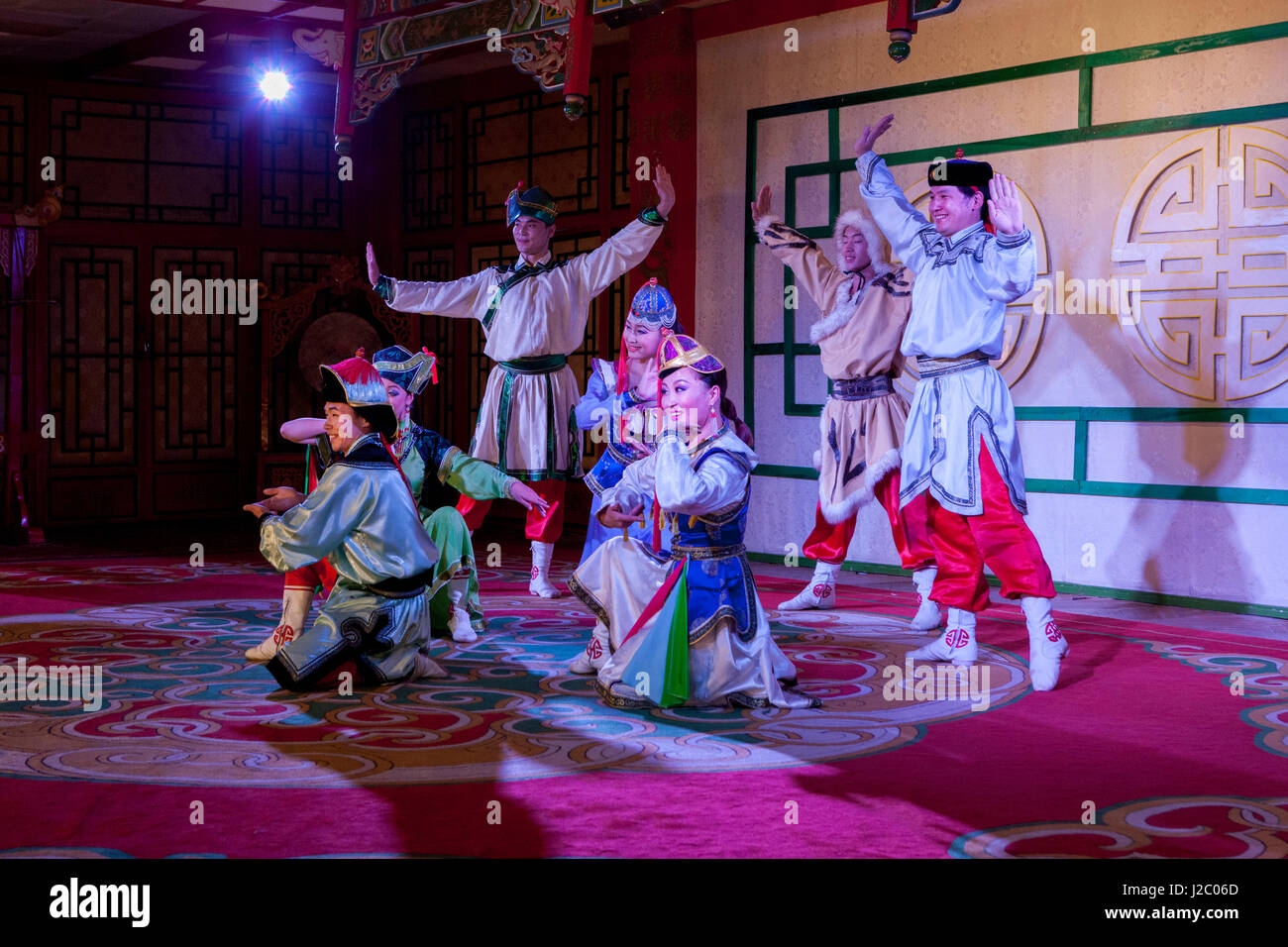 Traditional Dance and music, Ulaanbaatar, Mongolia Stock Photo - Alamy