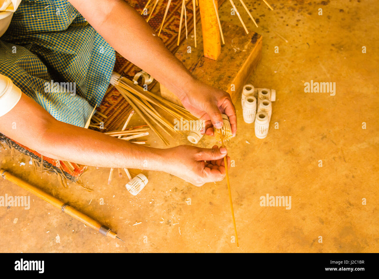 Myanmar. Shan State. Nyaungshwe. Traditional umbrella maker Stock Photo ...