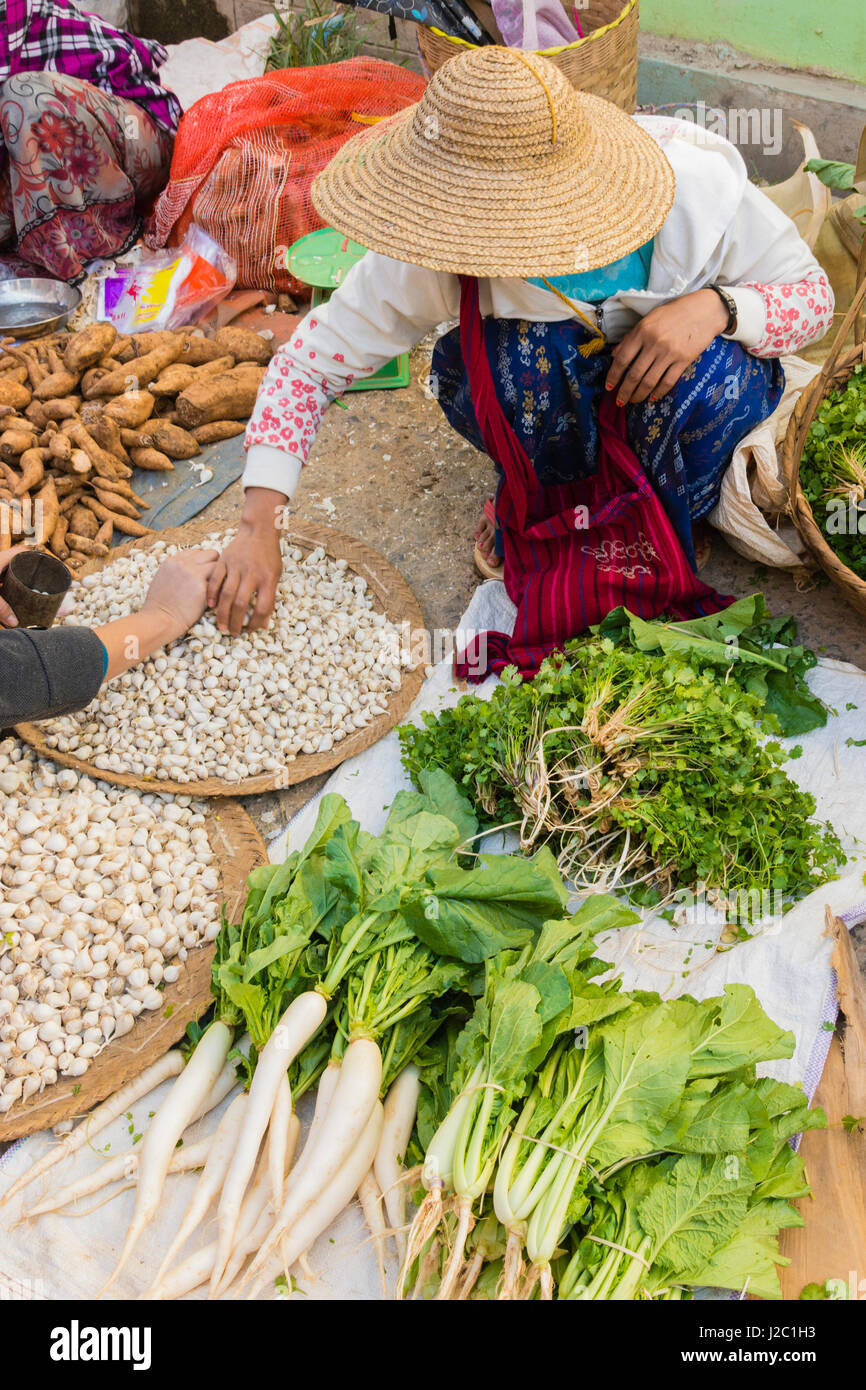Myanmar. Shan State. Aung Pan market. Burmese woman buying onions Stock ...
