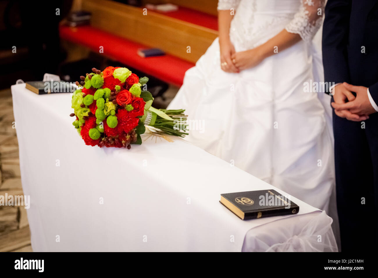 Beautiful flowers of the Bride during wedding - romantic bouquet Stock ...