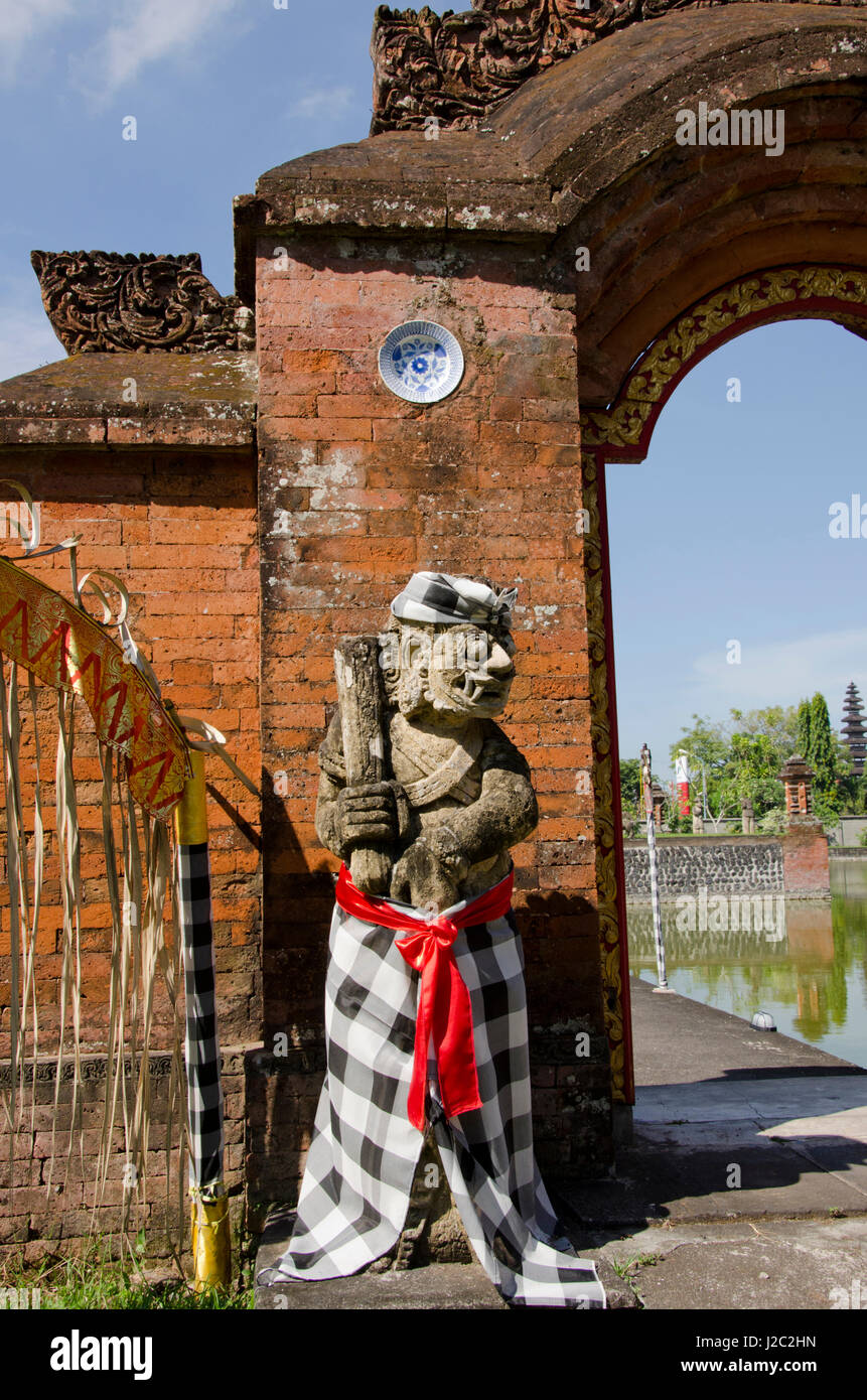 Mataram mayura water High Resolution Stock Photography and Images - Alamy