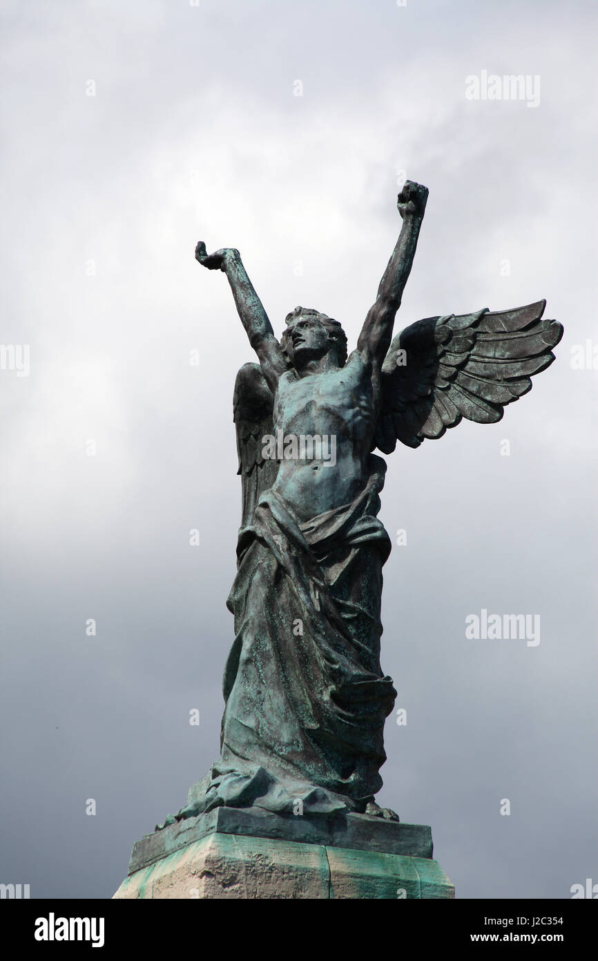 War memorial angel statue angel hi-res stock photography and images - Alamy