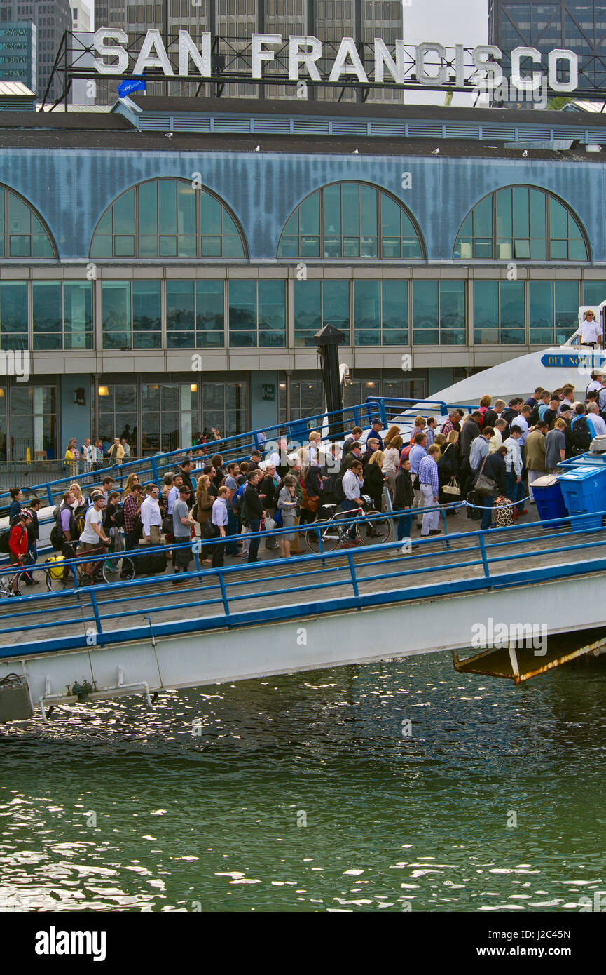 Passengers boarding a ferry in San Francisco port Stock Photo - Alamy