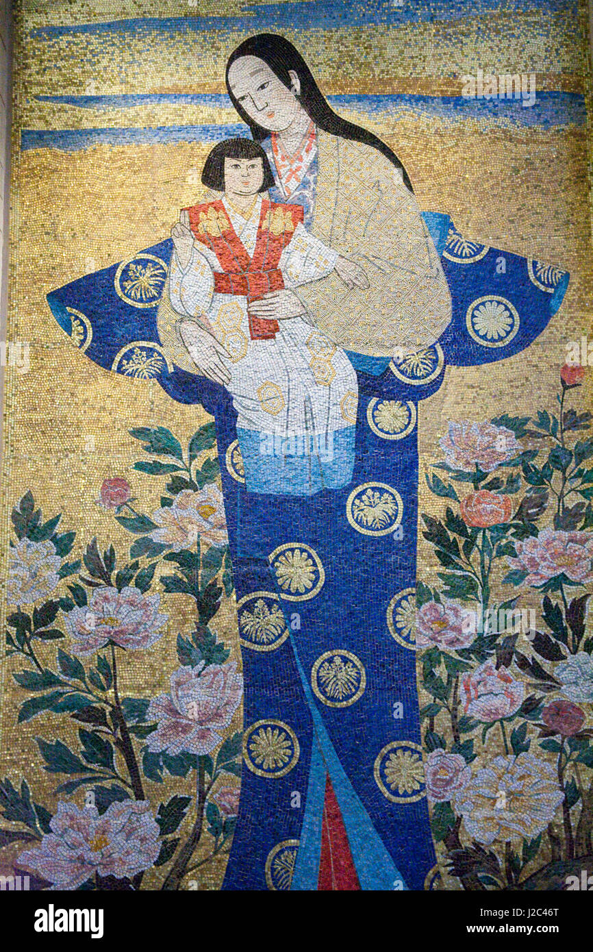 Oriental-style Holy Mother Mary and son Jesus Christ honored in ...