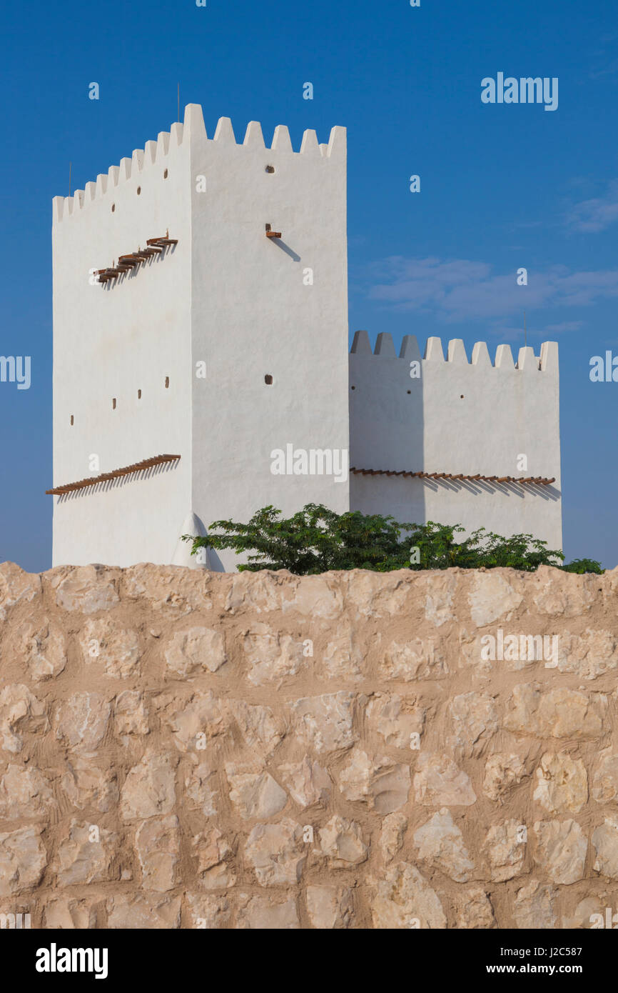 Qatar, Umm Salal Mohammed, 19th century Barzan Tower and fort Stock ...
