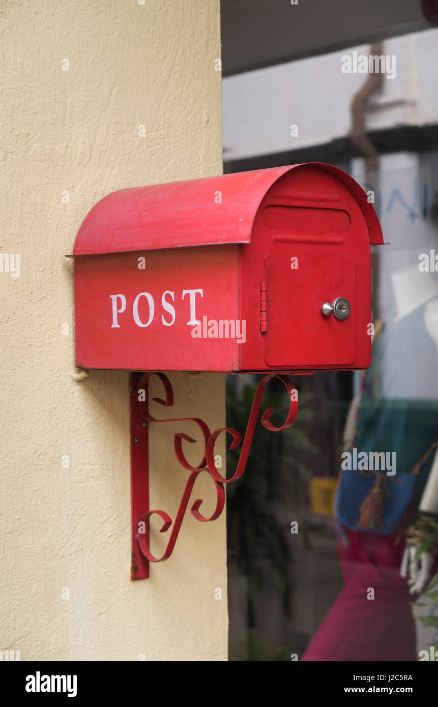 Singapore mailbox hi-res stock photography and images - Alamy