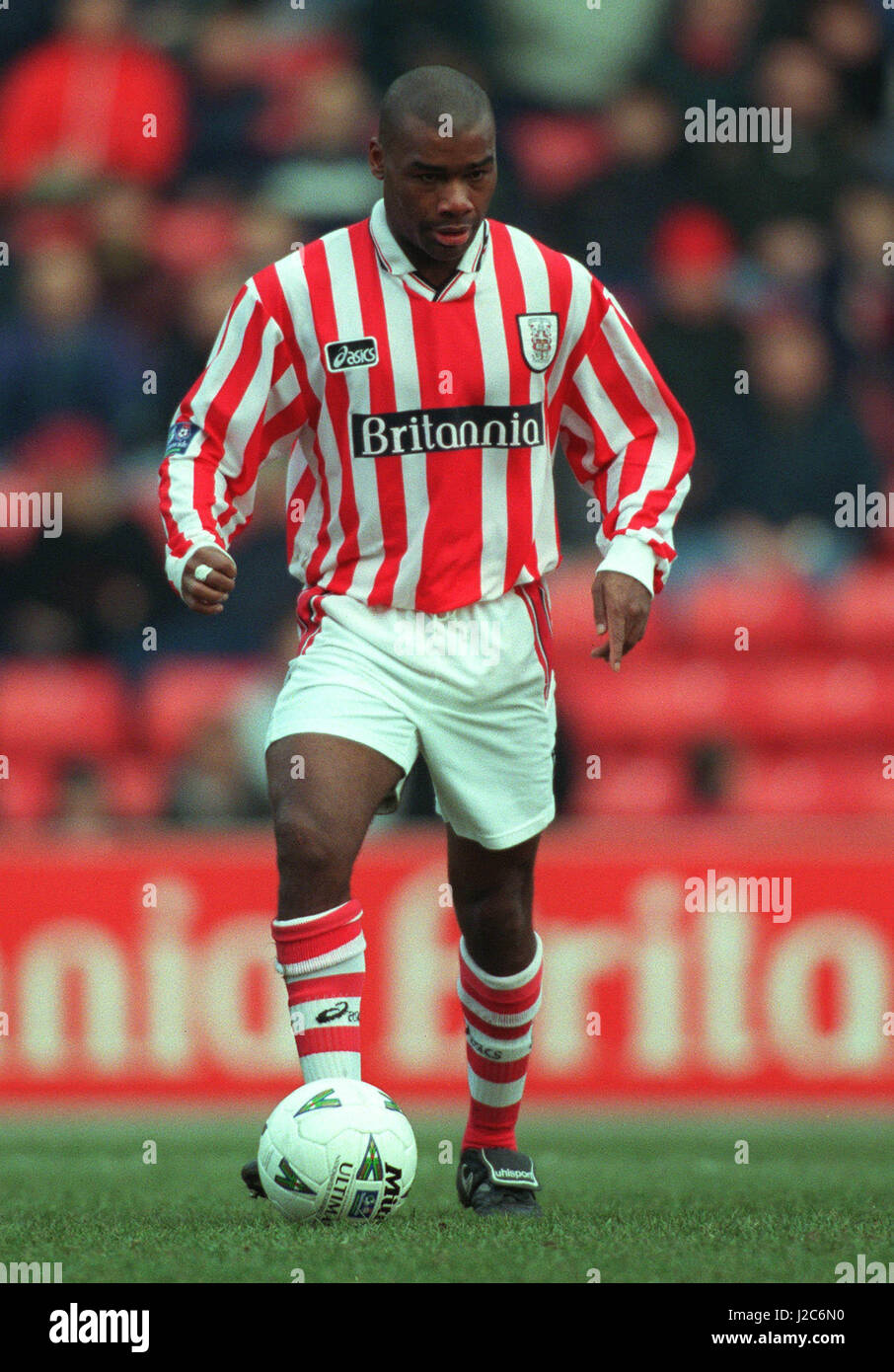 Ray wallace hi-res stock photography and images - Alamy