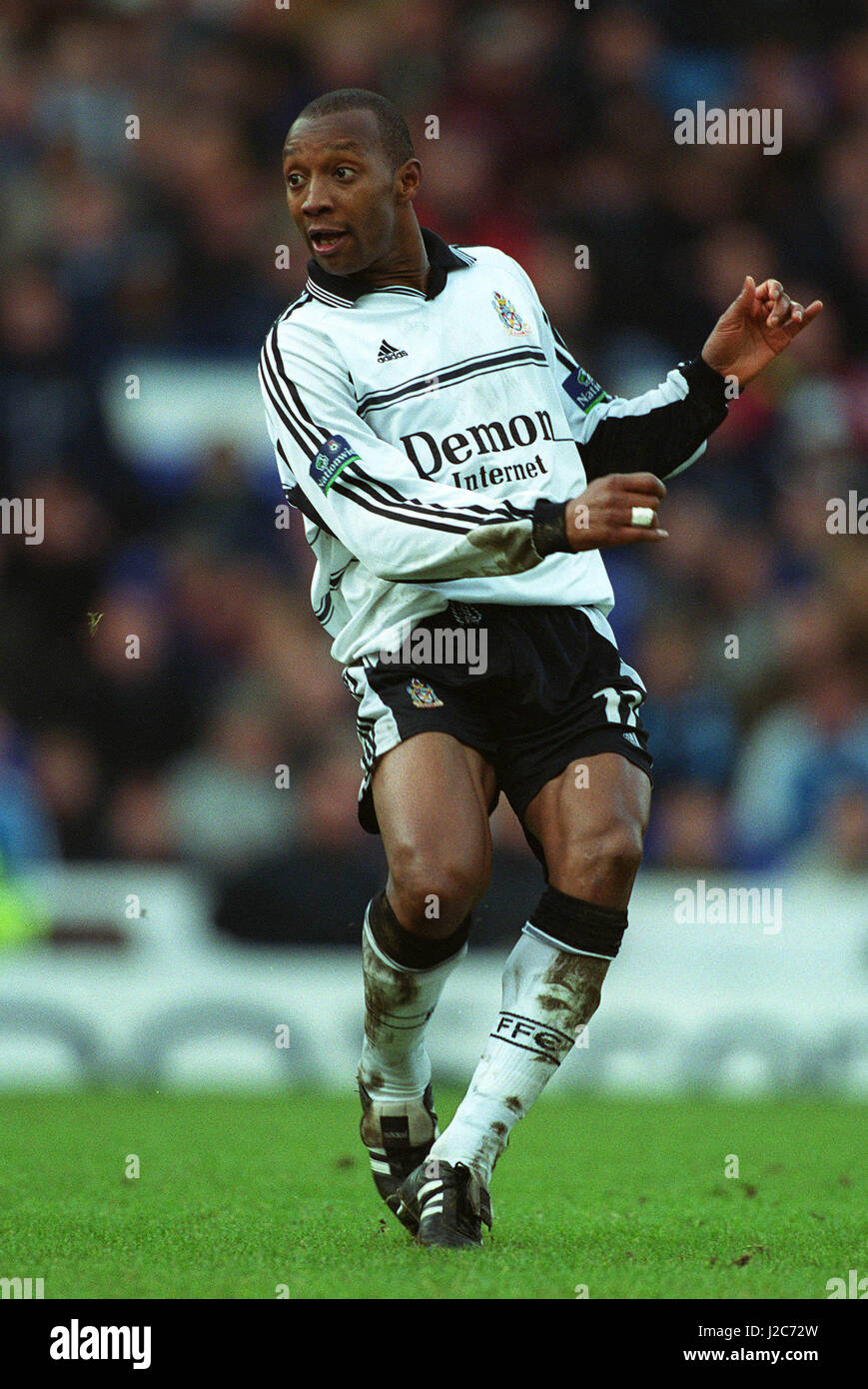 WAYNE COLLINS FULHAM FC 16 January 2000 Stock Photo - Alamy
