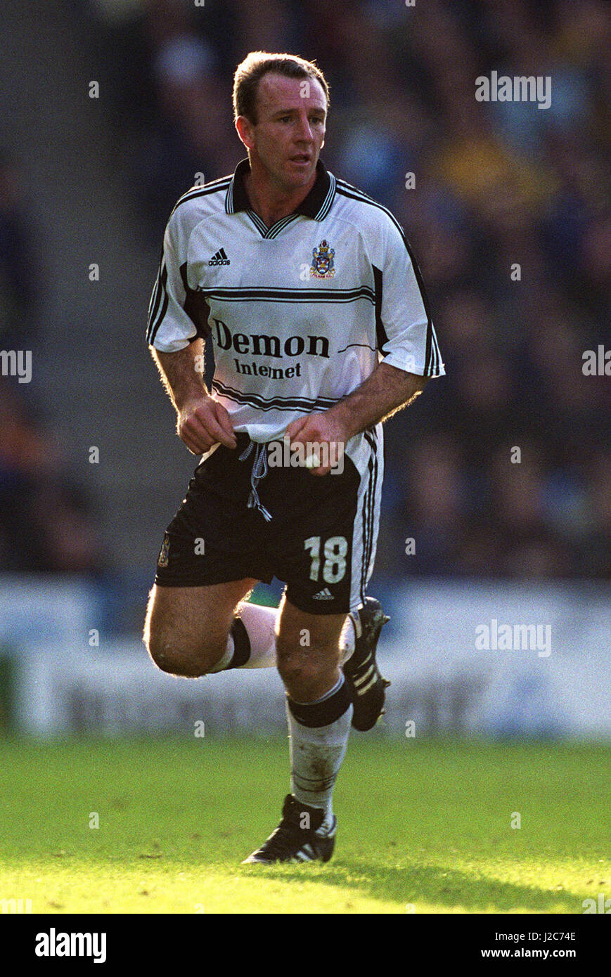 KEVIN BALL FULHAM FC 16 January 2000 Stock Photo - Alamy