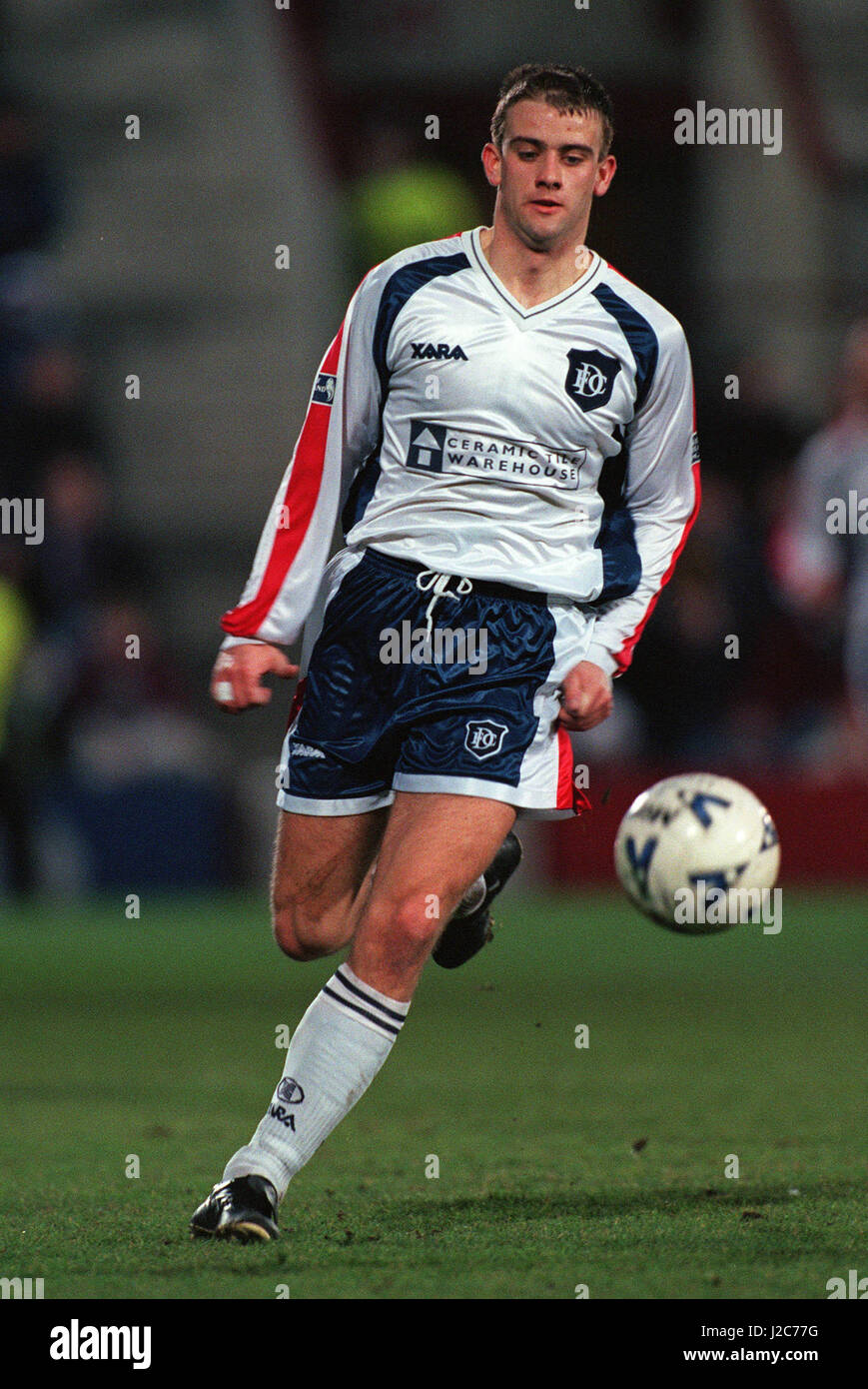GRAHAM BAYNE DUNDEE FC 22 January 2000 Stock Photo - Alamy