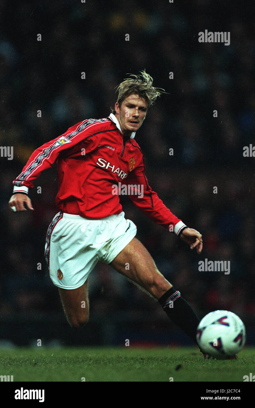 DAVID BECKHAM MANCHESTER UNITED FC 29 January 2000 Stock Photo - Alamy