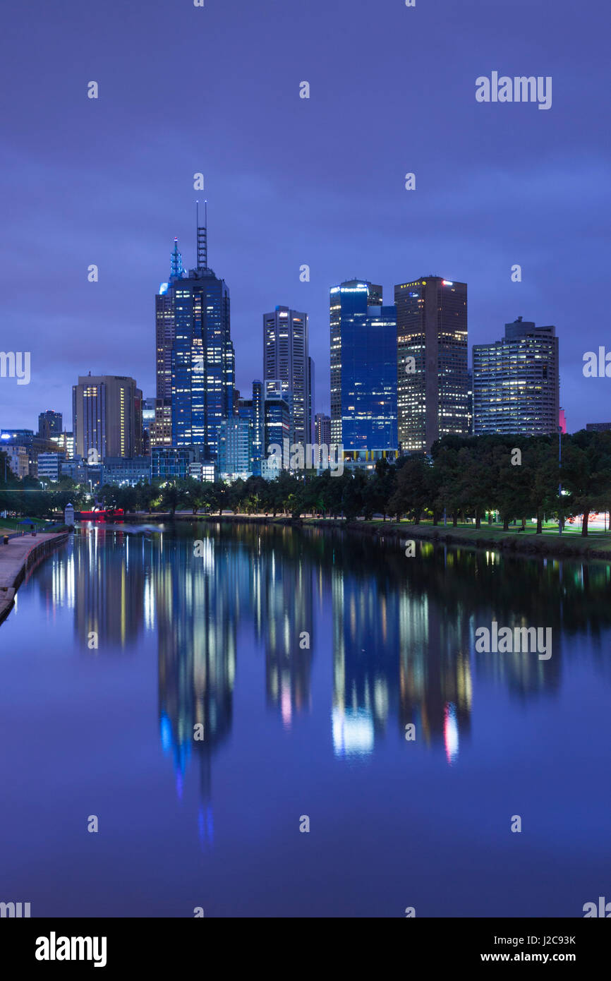 Australia, Victoria, Melbourne, skyline along Yarra River, dawn Stock ...