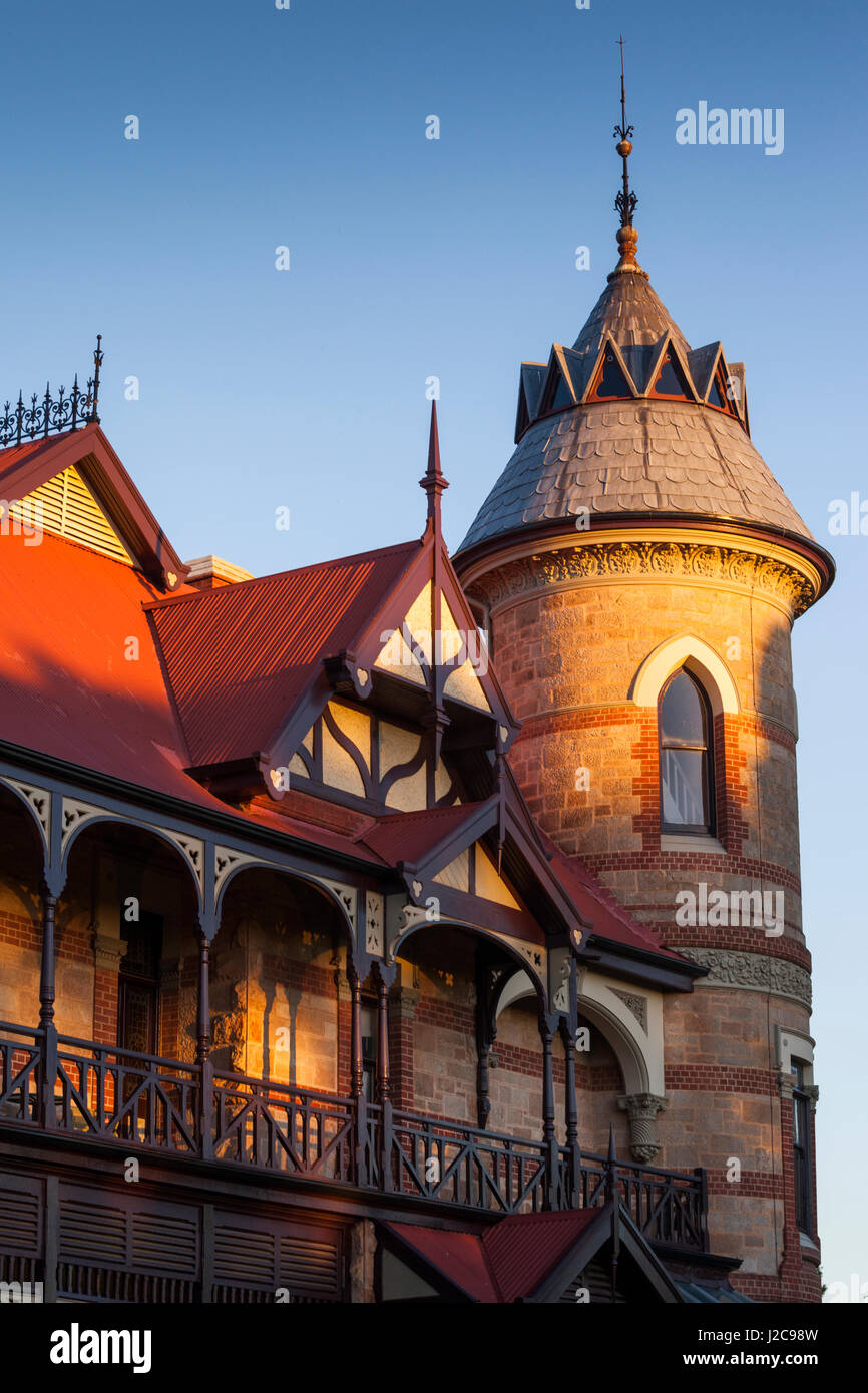 Australia, Adelaide, Montefiore Hill, sunset light on mansion Stock ...