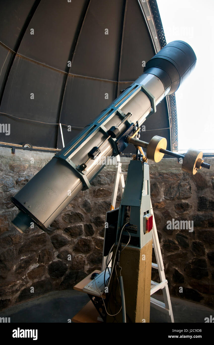Optical telescope observatory night sky hi-res stock photography and ...