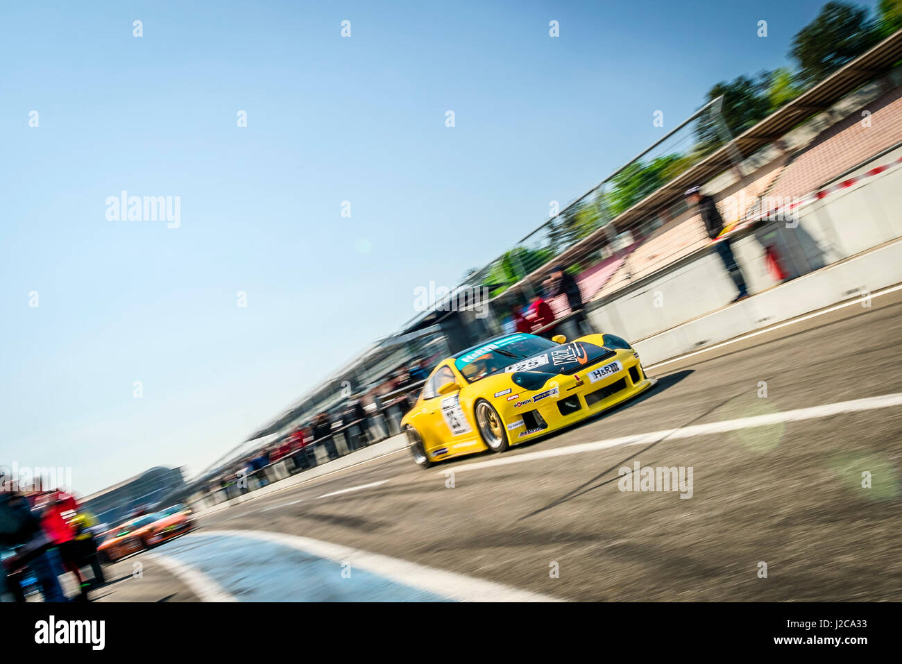 Porsche 996 GT2 - Car Race Stock Photo - Alamy