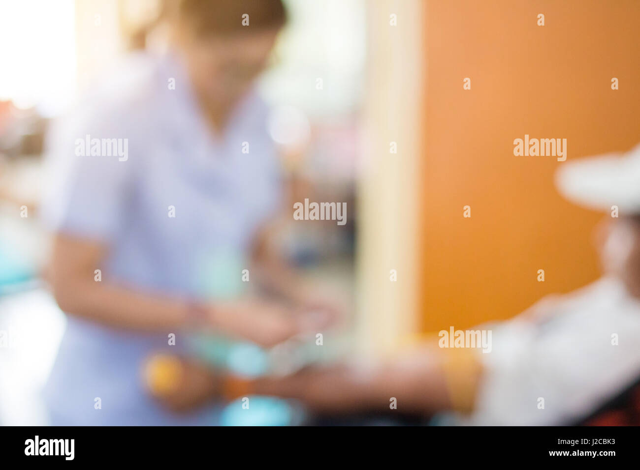 Using a needle hi-res stock photography and images - Alamy