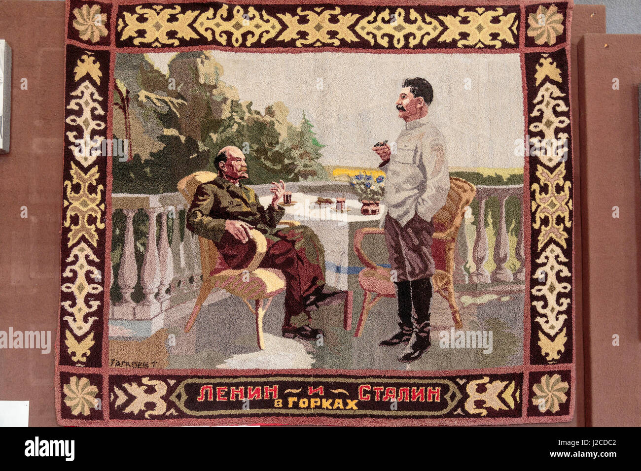 Stalin and lenin hi-res stock photography and images - Alamy