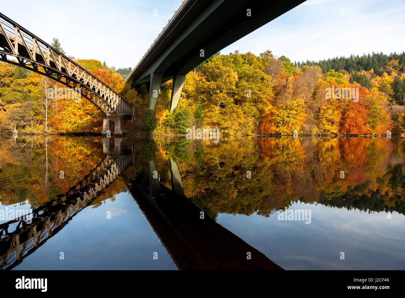 Pitlochry bridge hi-res stock photography and images - Alamy